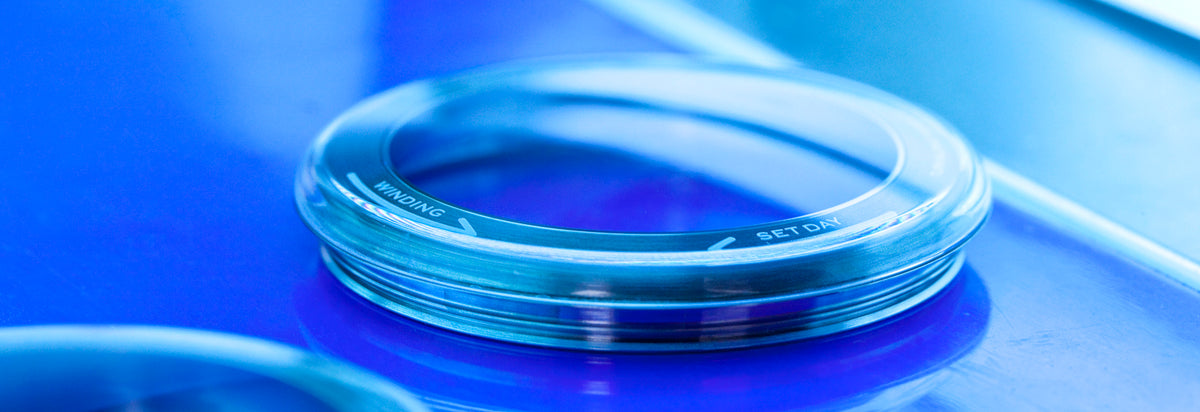 No-Crown Watches | Sapphire Case Back – Ressence Watches