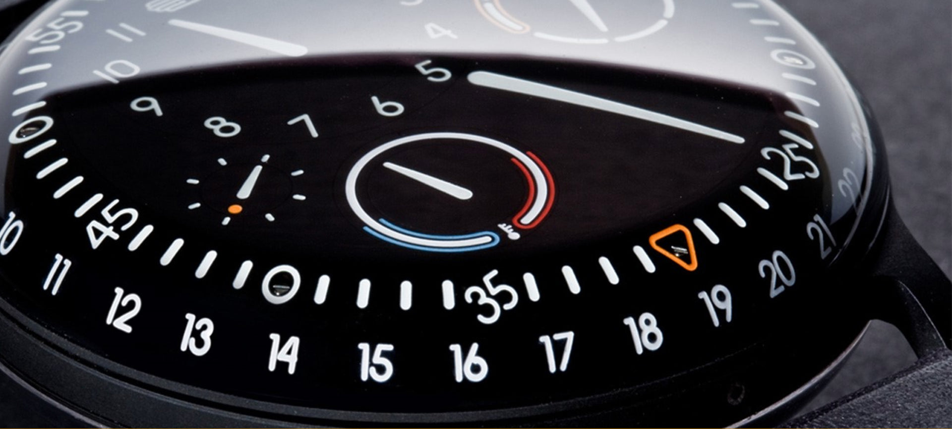 Oil Filled Watches | Fine Watchmaking – Ressence Watches