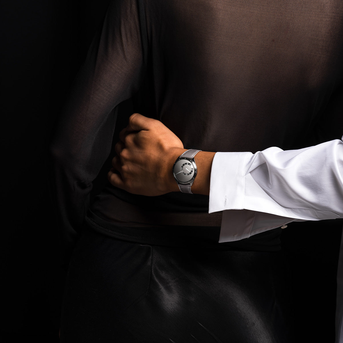Buy the Ressence TYPE 9 Grey | Modern 39mm Watch